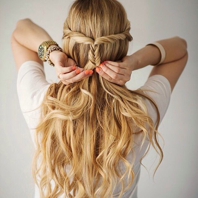 A Fashion Forward Guide To Lollapalooza - Factio MagazineFactio Magazine