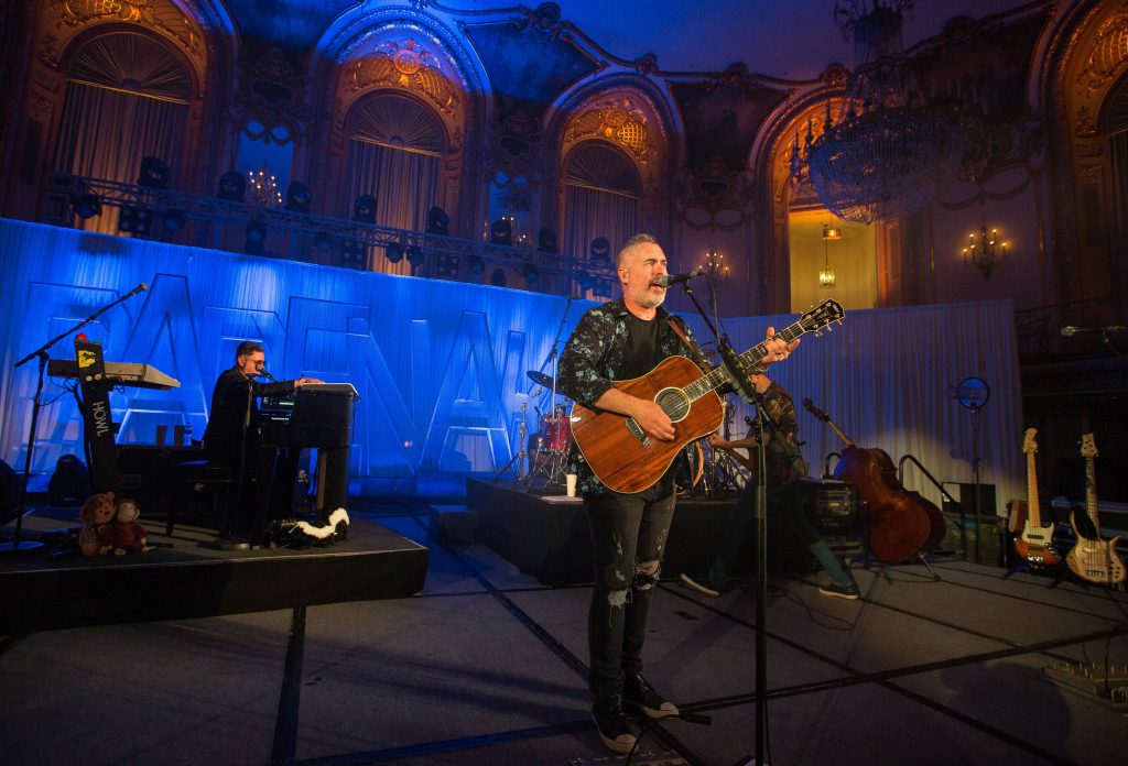 The Discovery Ball 2019 Raises $2.1 Million for Cancer and Wows Guests ...